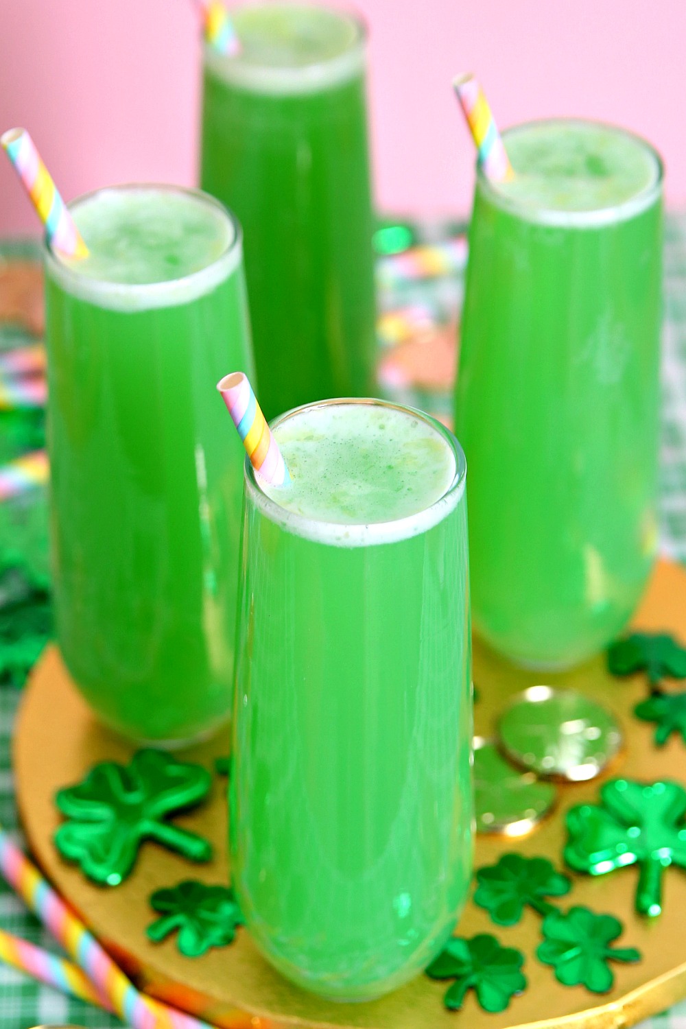 10 St. Patty’s Day Cocktails That’ll Tickle You Green – Toria's Tales